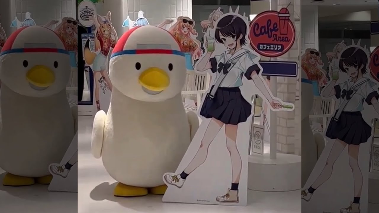 Suba Duck Sit Down Next to Subaru at Hololive EXPO - YouTube