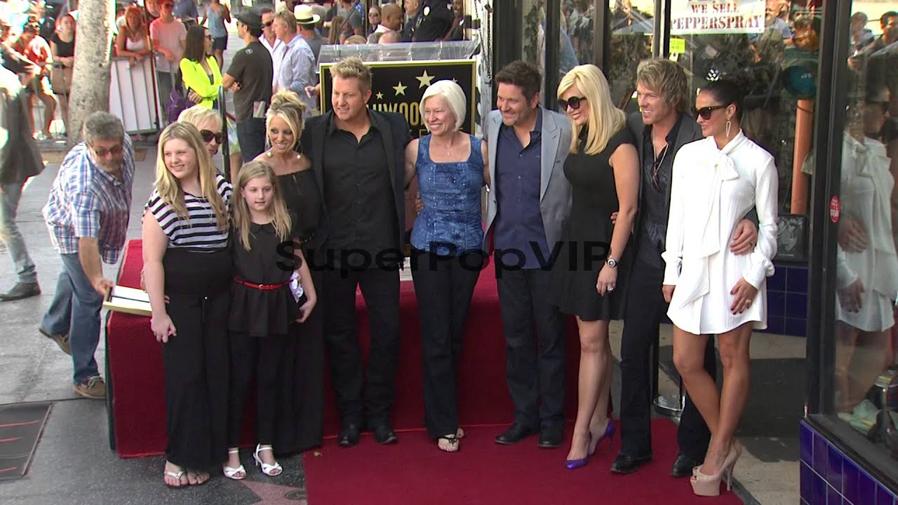 Rascal Flatts and family at Rascal Flatts Honored with St... - YouTube
