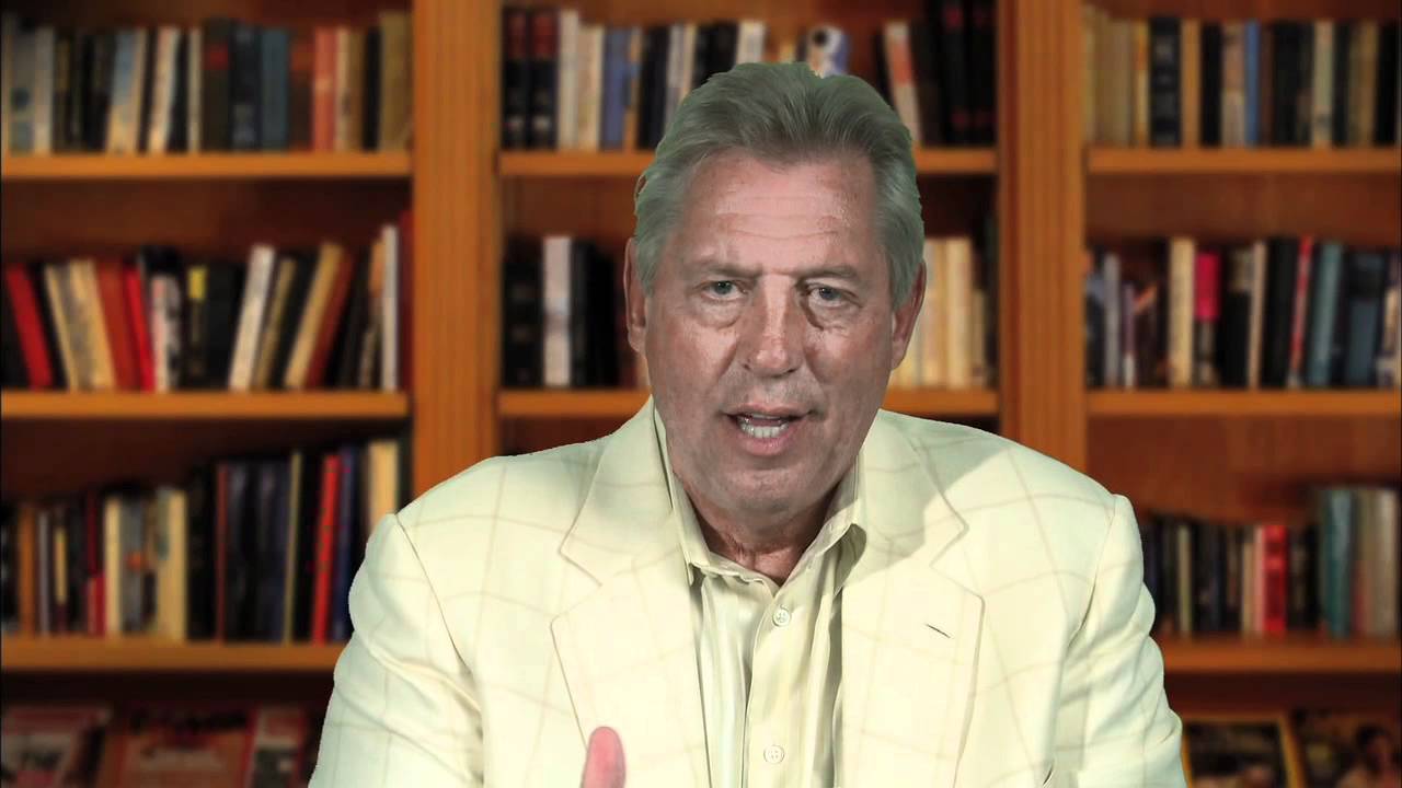 PINNACLE: A Minute With John Maxwell, Free Coaching Video - YouTube