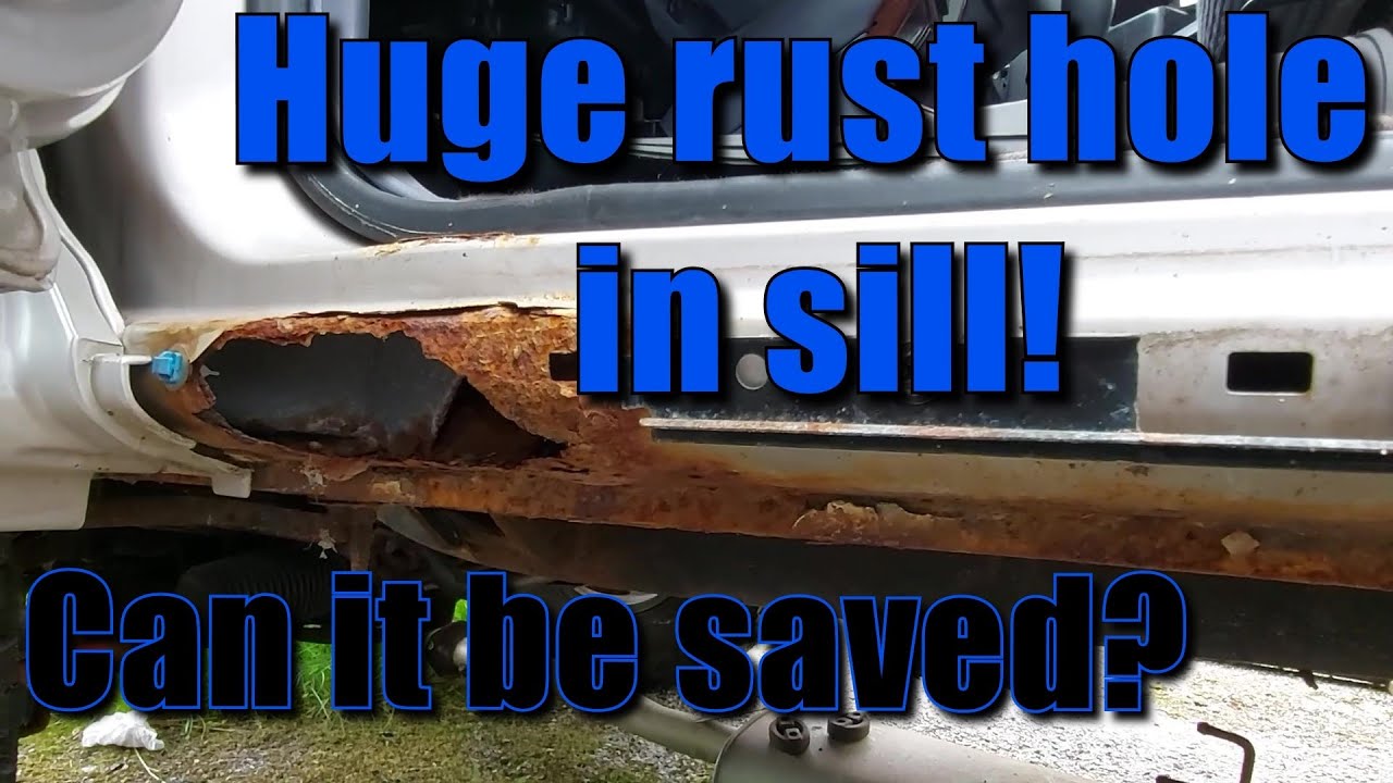 Toyota Hilux Surf needle scaling chassis plus 1st coat rust ...