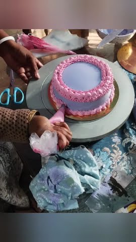 Beautiful simple cack design #cake #howtomakedollcake - YouTube