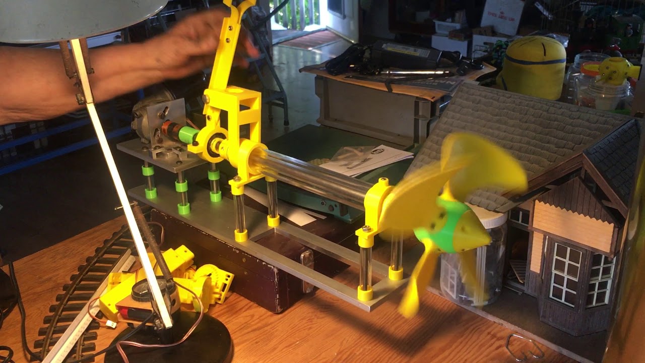 Working scale model of a Marine Controllable Pitch Propeller - YouTube