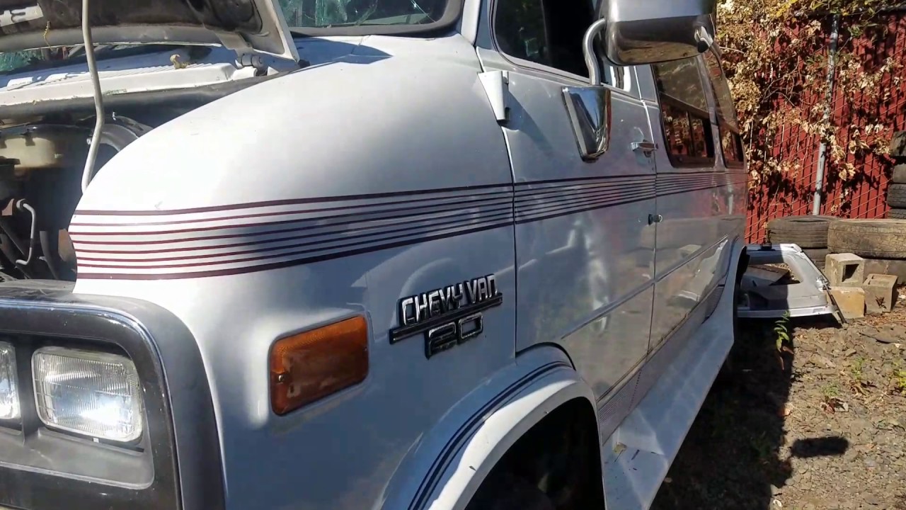 Ct0016,5.7,93 chevy van,g20,Burnside used truck parts - YouTube