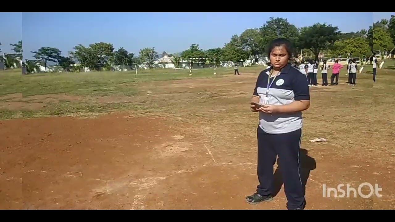 Hansuja From 6th Class Practicing Disk Throw - YouTube