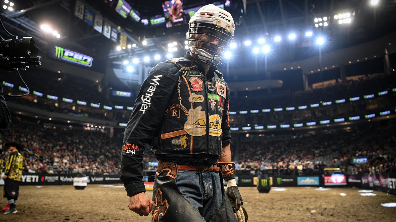 Alison Dos Santos casually popped arm back into place after buck-off ...