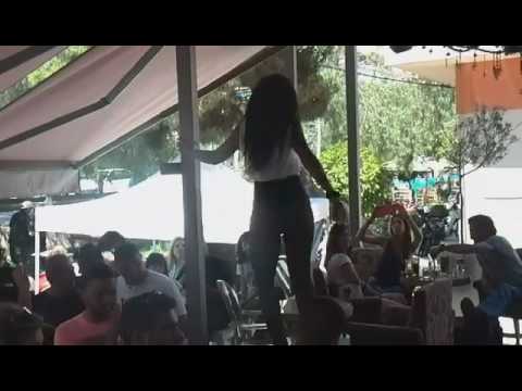 Xristina Bailando sexy