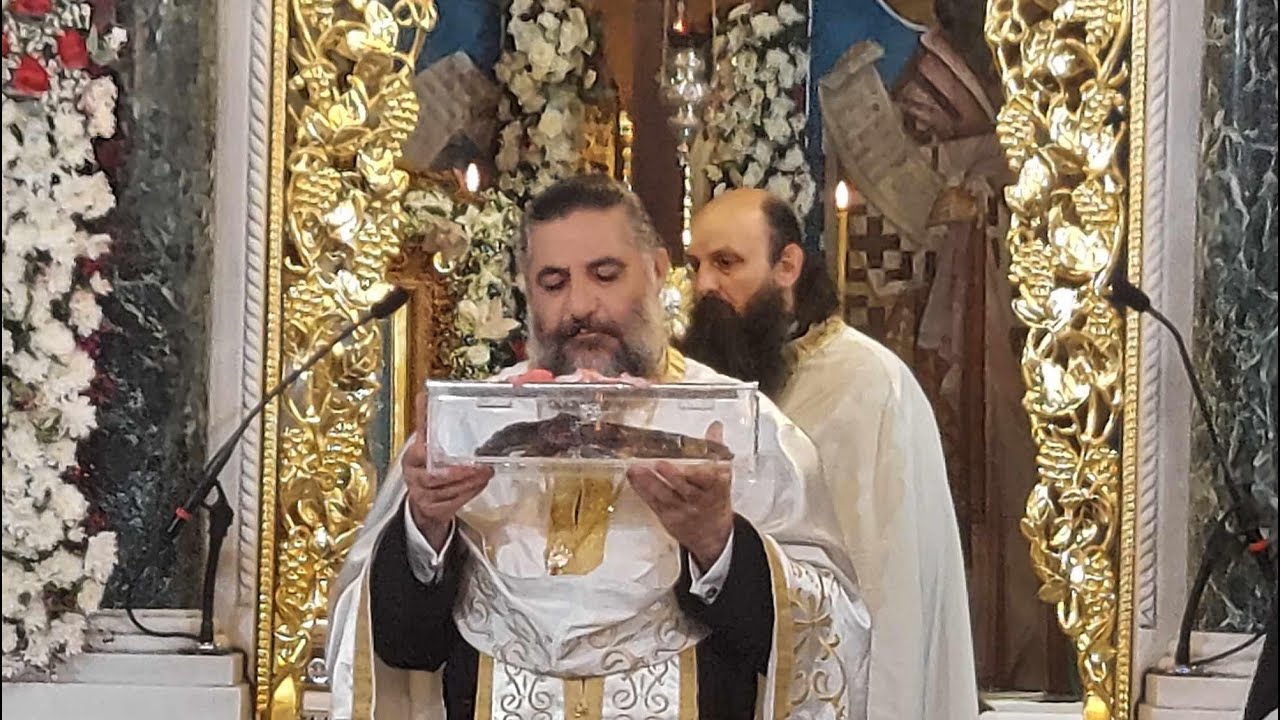 Ρίγη συγκίνησης-Εύβοια–Επανενώθηκε η δεξιά χείρα του Οσίου Ιωάννου του ...