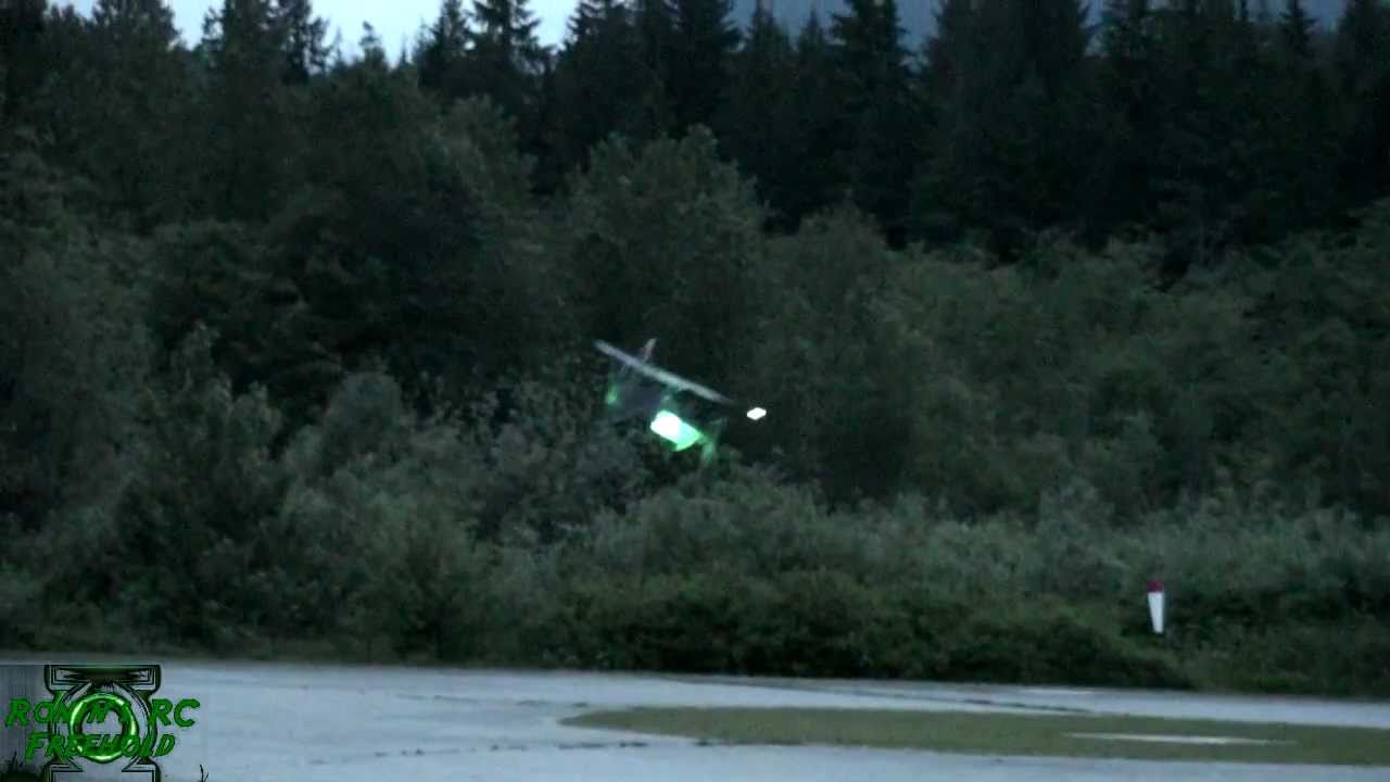 Flying Green Lantern SuperHero Must See Unlimited Vertical ! - YouTube