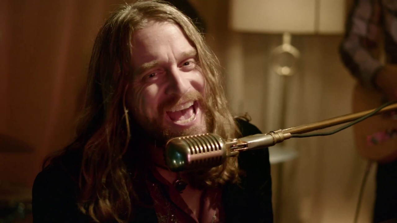 RUSTY TINDER - DON'T GROW OLD IN HOLLYWOOD (Official Music Video) - YouTube