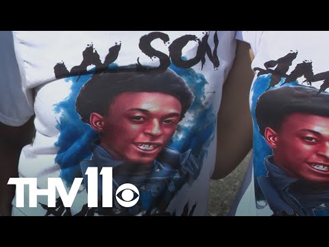 Arkansas mother joined by hundreds in search for son Amir Ellis - YouTube