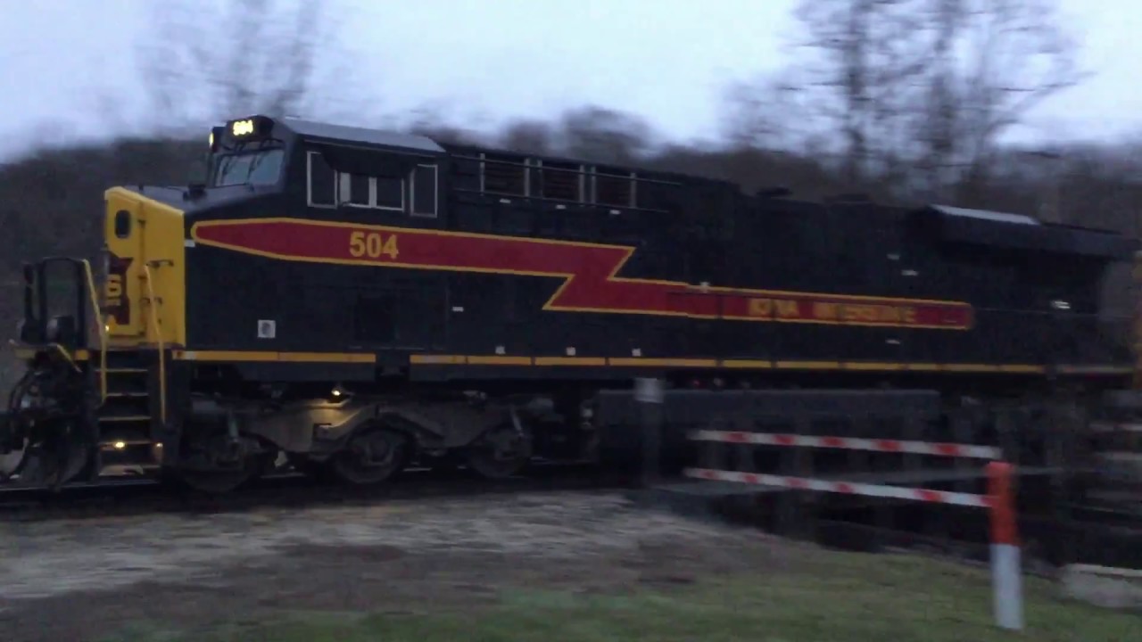 IAIS 151 (SD38-2) and 504 (ES44AC) lead the Iowa Interstate CBBI ...