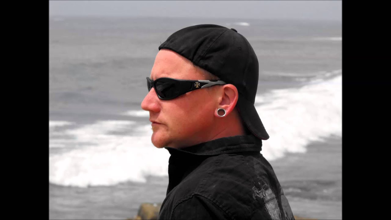 Mike Wininger Pigs on the Wing Tribute - YouTube