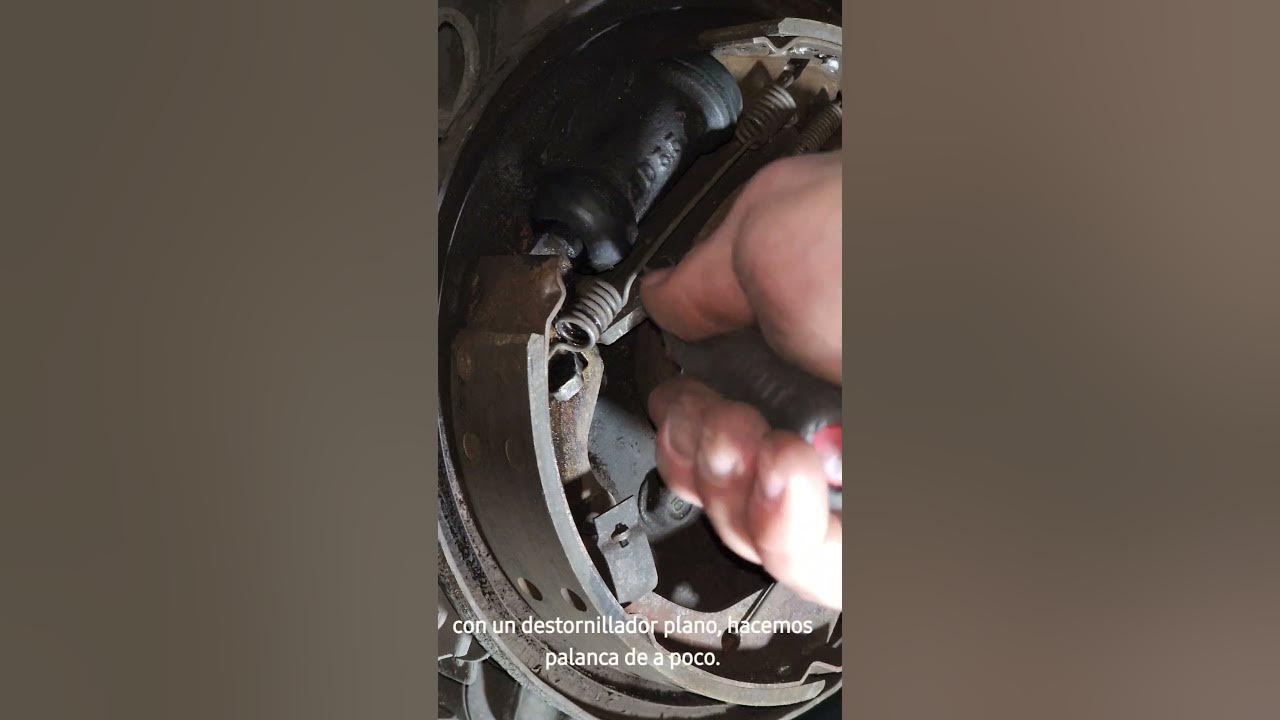 como ajustar frenos traseros mazda 323 - YouTube