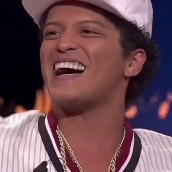 Funny Bruno mars - YouTube