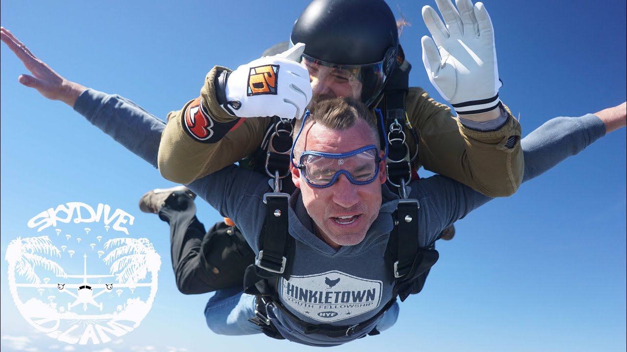 Jordan Had A GREAT Time SKYDIVING! - YouTube