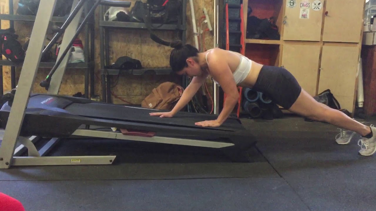 Plank on treadmill - YouTube