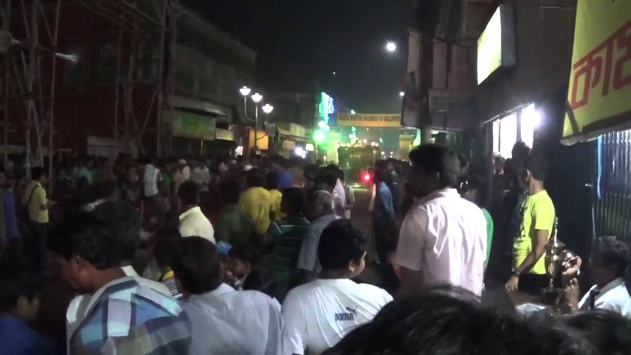 Flower Pot Fireworks or Tubri Competition at Bagbazar, Chandannagar ...
