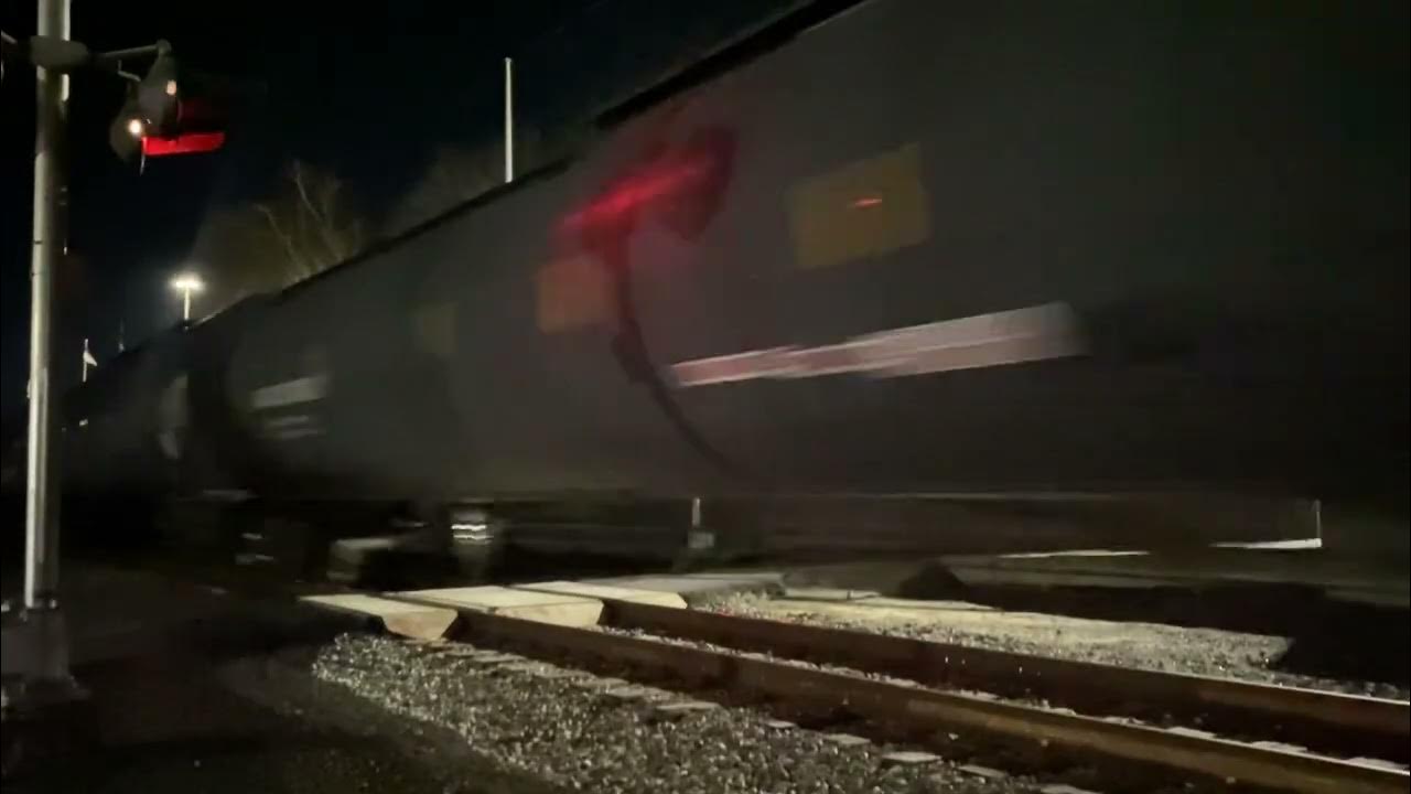 BNSF manifest with Warbonnet - YouTube