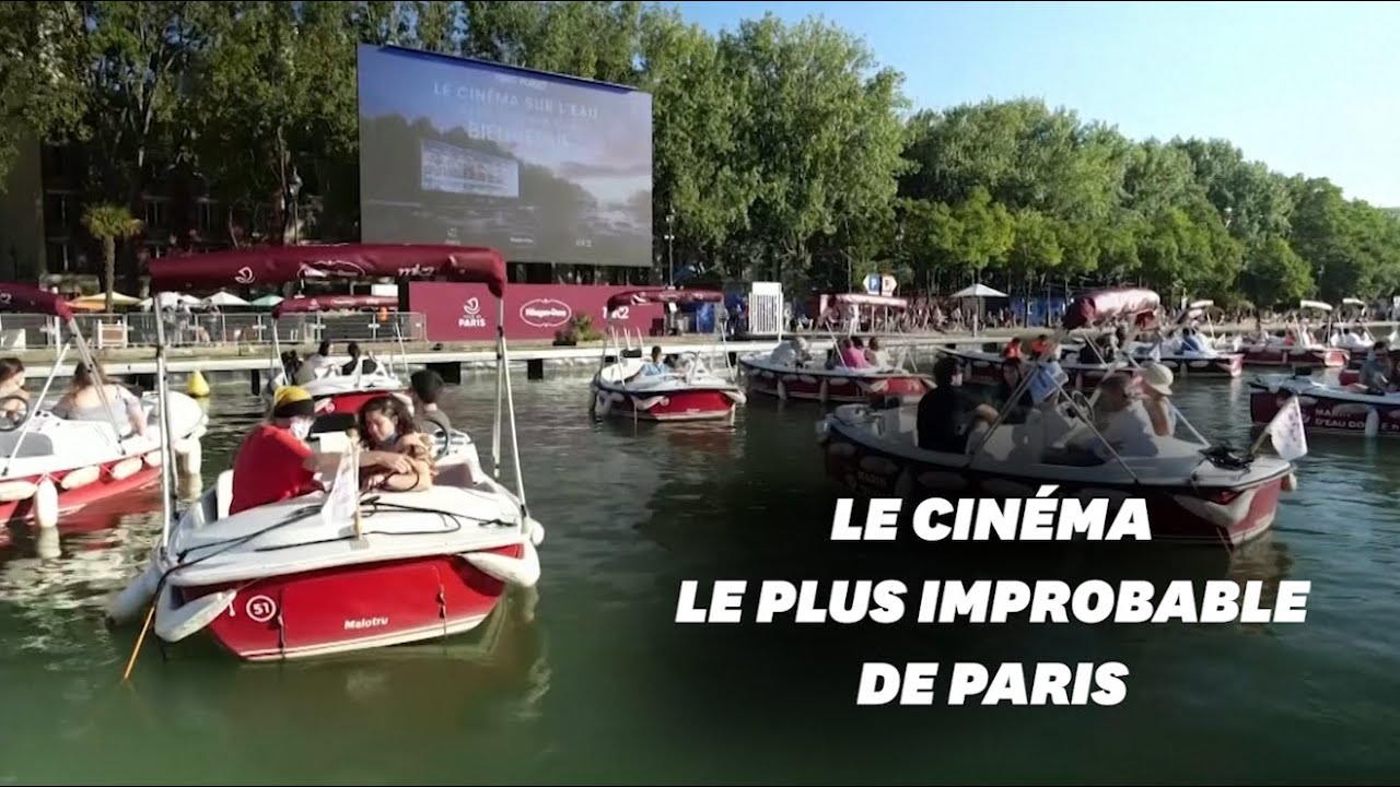 Le ciné flottant fait le plein pour le lancement de Paris Plages - YouTube