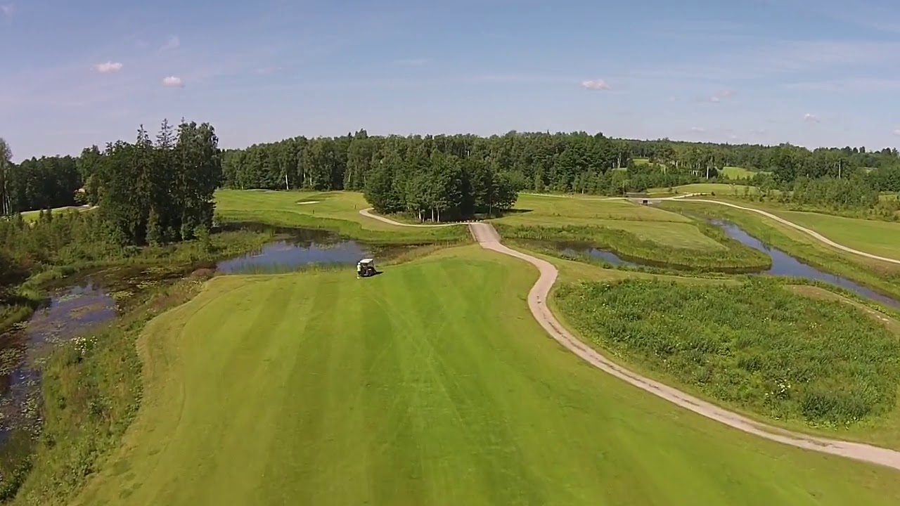 The V Golf Club Hole 12 - YouTube