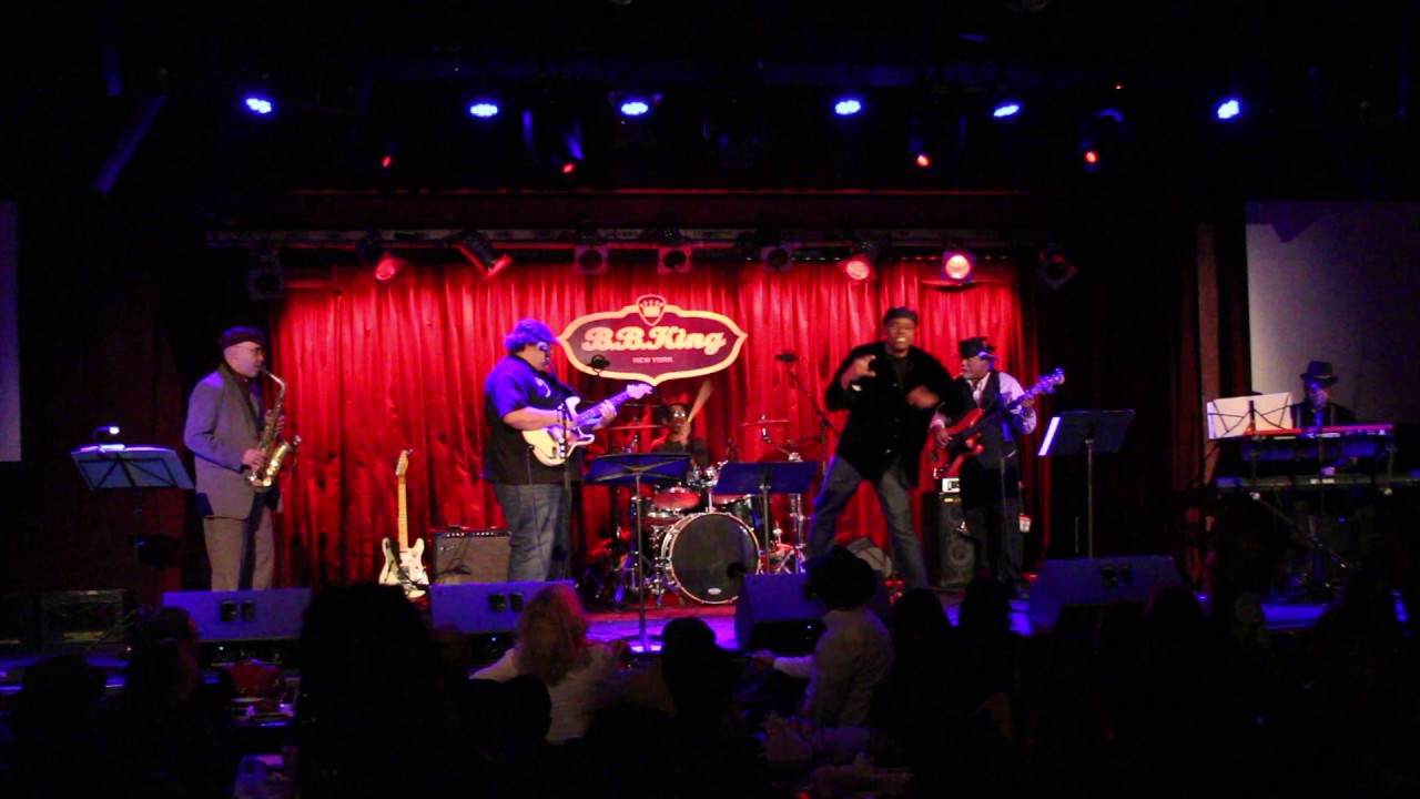 Let's Stay Together/ Respect / Papa J. & Mo' Soul ft: Gabe Morris - YouTube