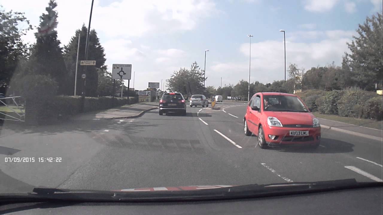 This is a prize candidate for driver retraining - YouTube