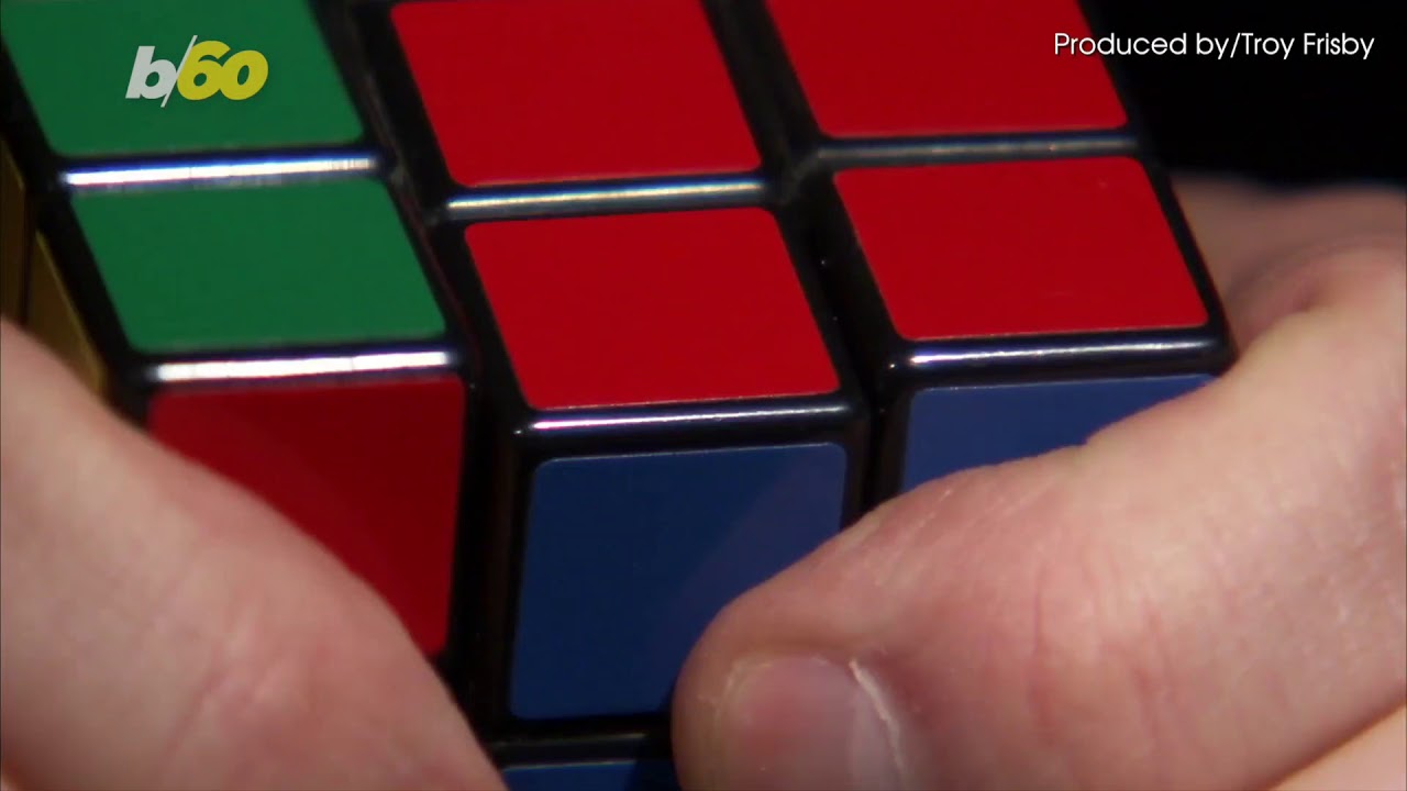 Cubular! This Artist Makes Portraits Out of Rubik's Cubes - YouTube