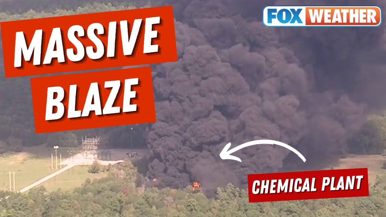 Fire Explodes At Chemical Plant in Texas - YouTube