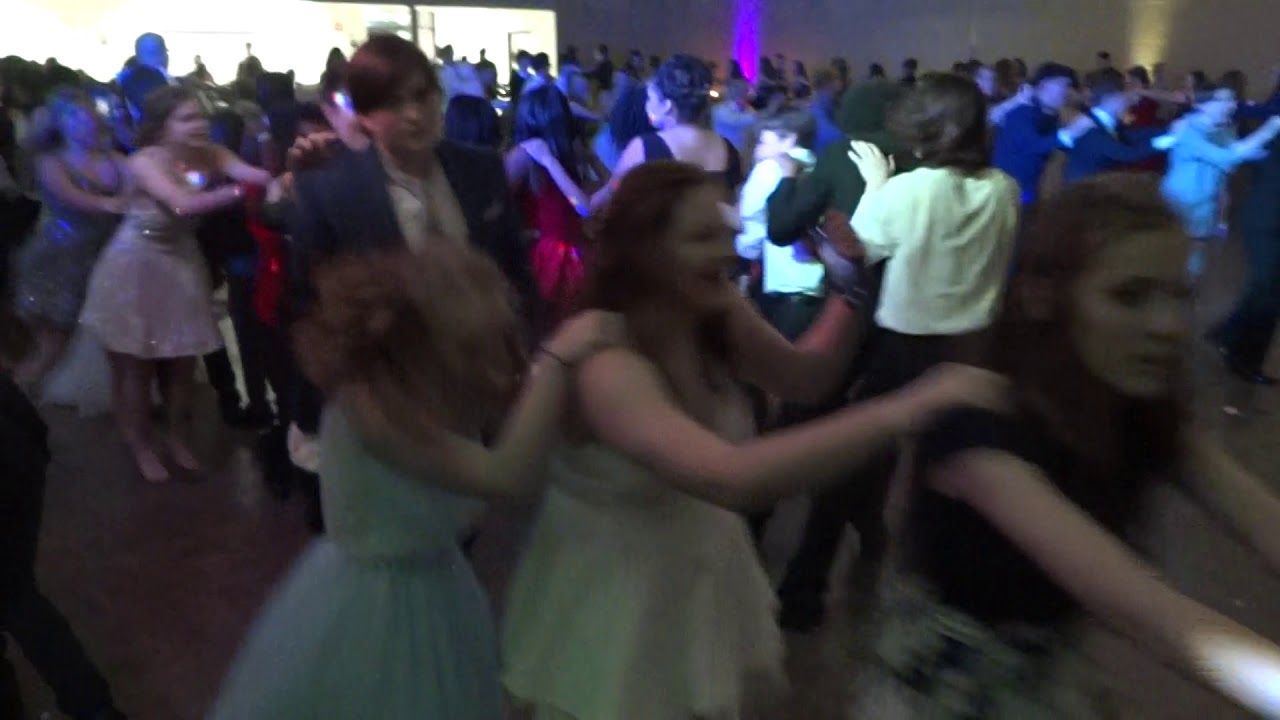 Arlington Middle School 8th grade formal - Party Trian - YouTube