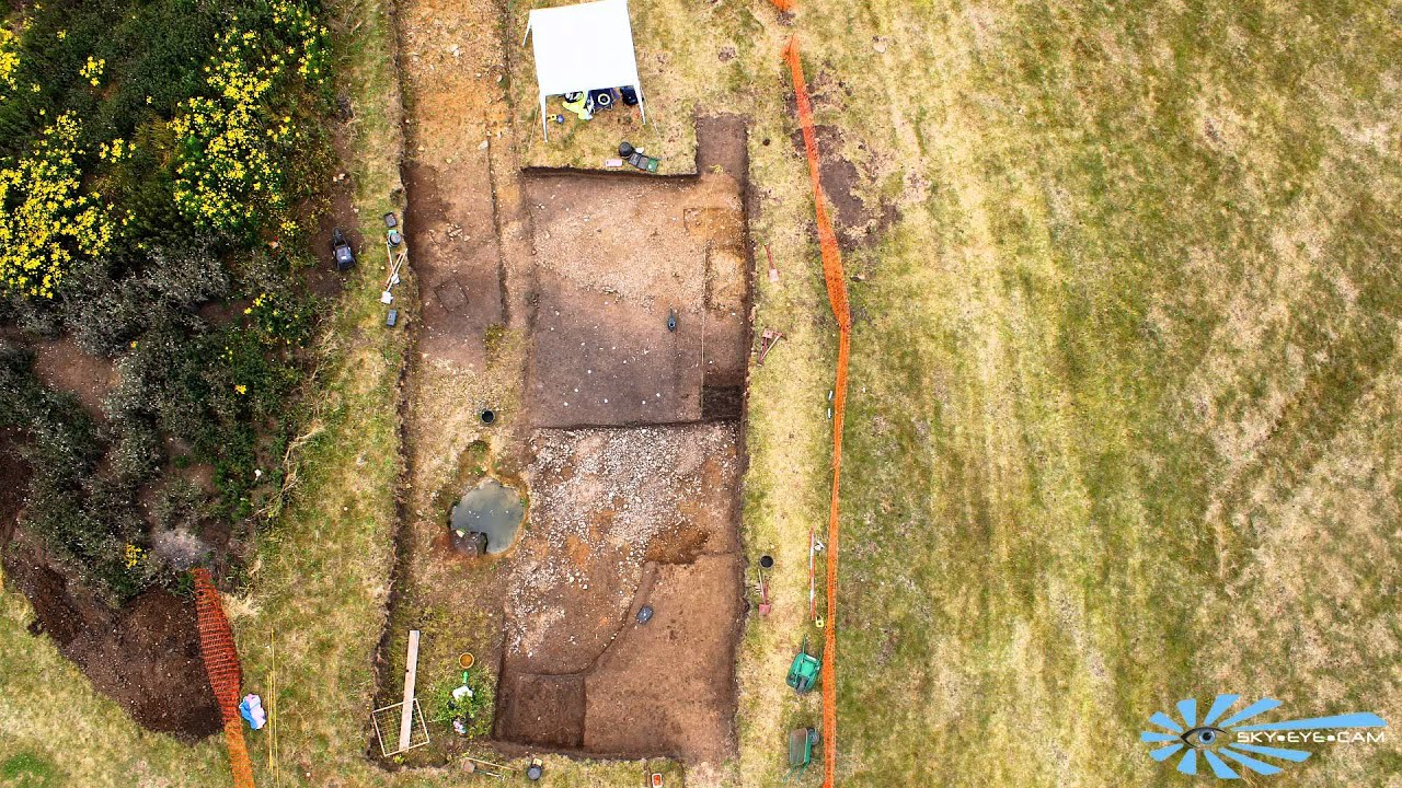 Archaeology dig of Marcham/Frilford - YouTube
