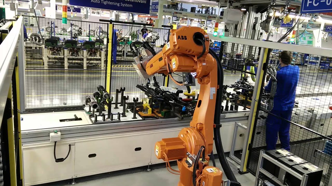 MOBIS CZ - Robot - Finale Release 1 - YouTube