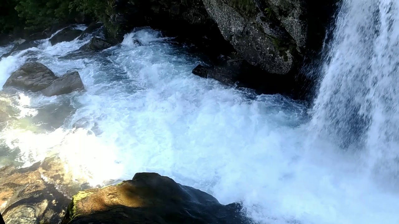 Geiranger Waterfall Walk 2 - YouTube