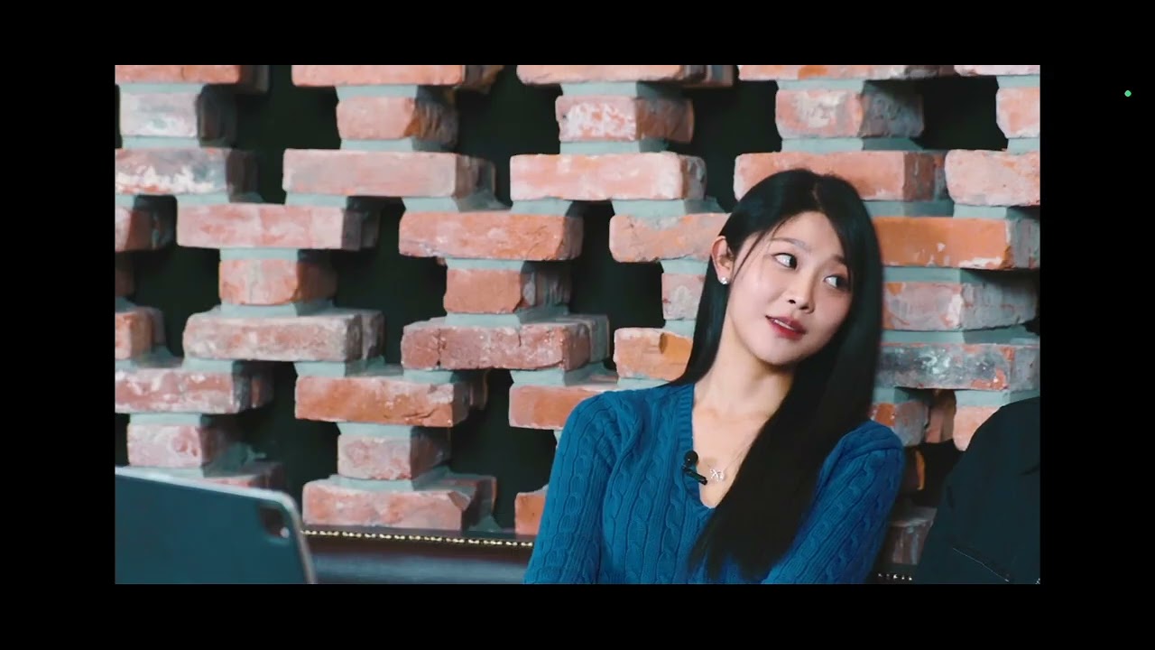 Hye-seon and Wonik interview. Single Inferno 3 - YouTube