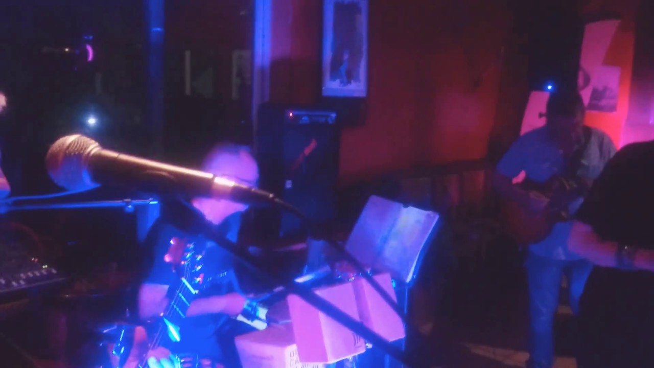 Fade Out Lines - YouTube