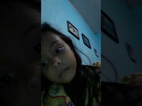 Lagi tidur sama   adek