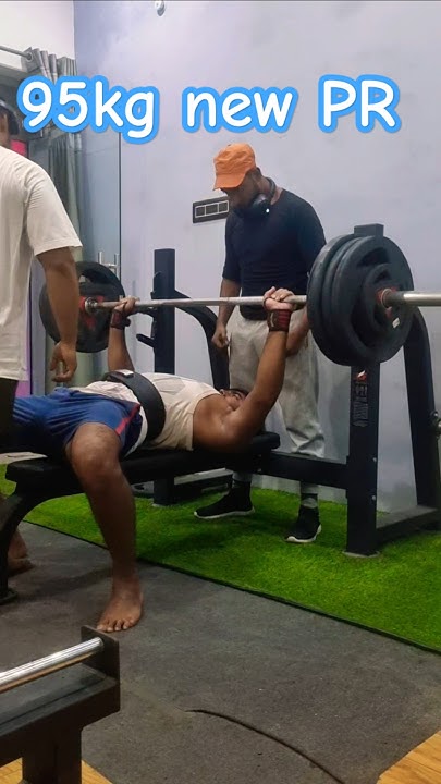 95kg new PR in bench press #gym #powerlifting #fitness - YouTube