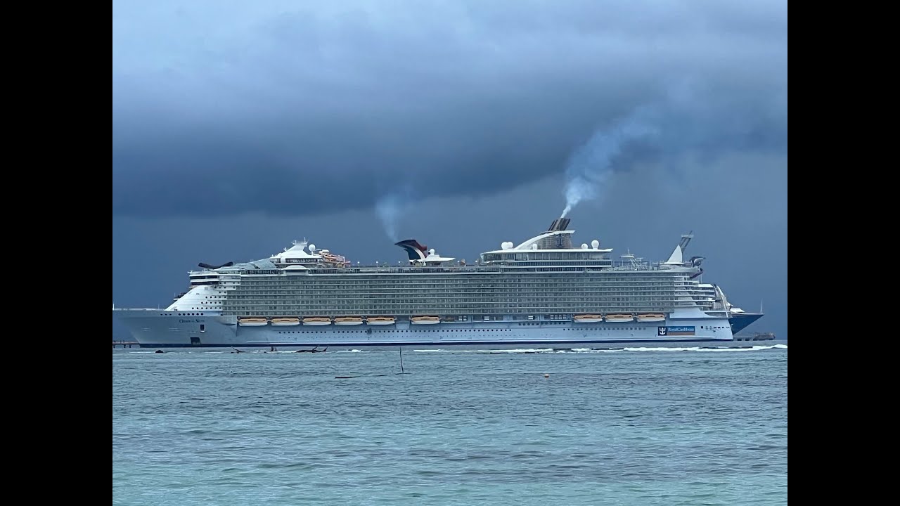 Royal Caribbean Oasis OTS 2J Central Park Cabin 10207 - YouTube