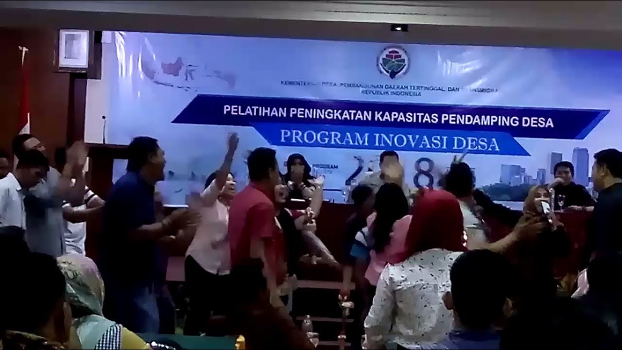 Kelas.1 Yel Yel Inovasi Desa Pelatihan Pendamping Desa PID 2018 - YouTube