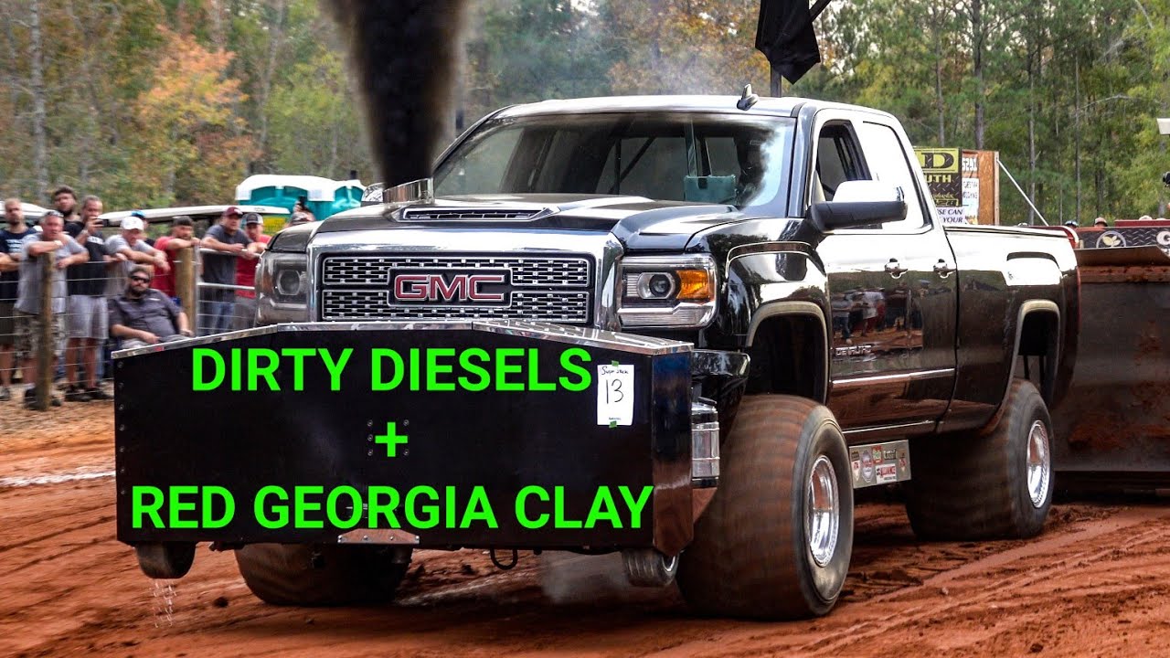 Extreme Horsepower Super Stock Diesel Truck Pulling: Diesels In Dark ...
