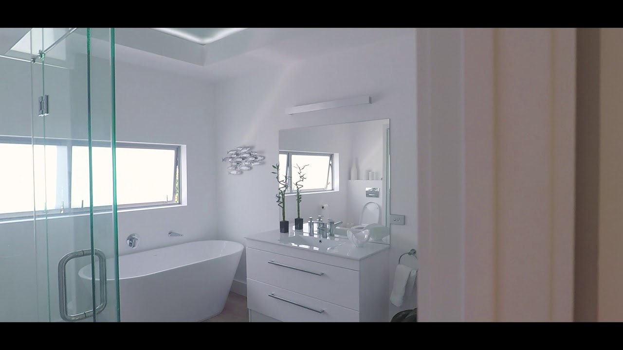 7 Ian Place Video - YouTube