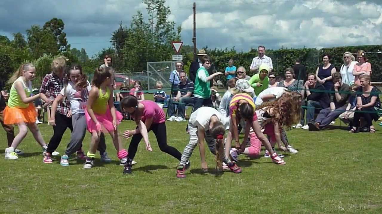 Kaitlin's Dance - Ellingham Primary School Fete - YouTube