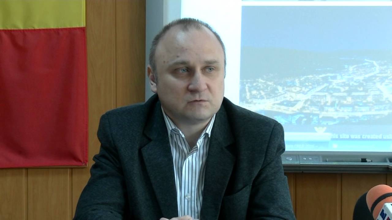 Conferinta de presa ISJ Neamt - YouTube
