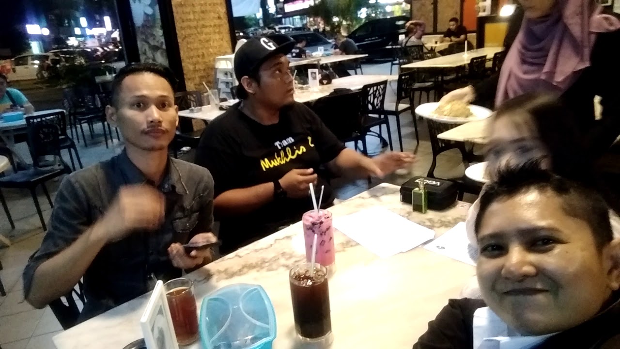 ULTRA TALENT FILM PRODUCTION sedang hangat berbincang pasal kelas ...