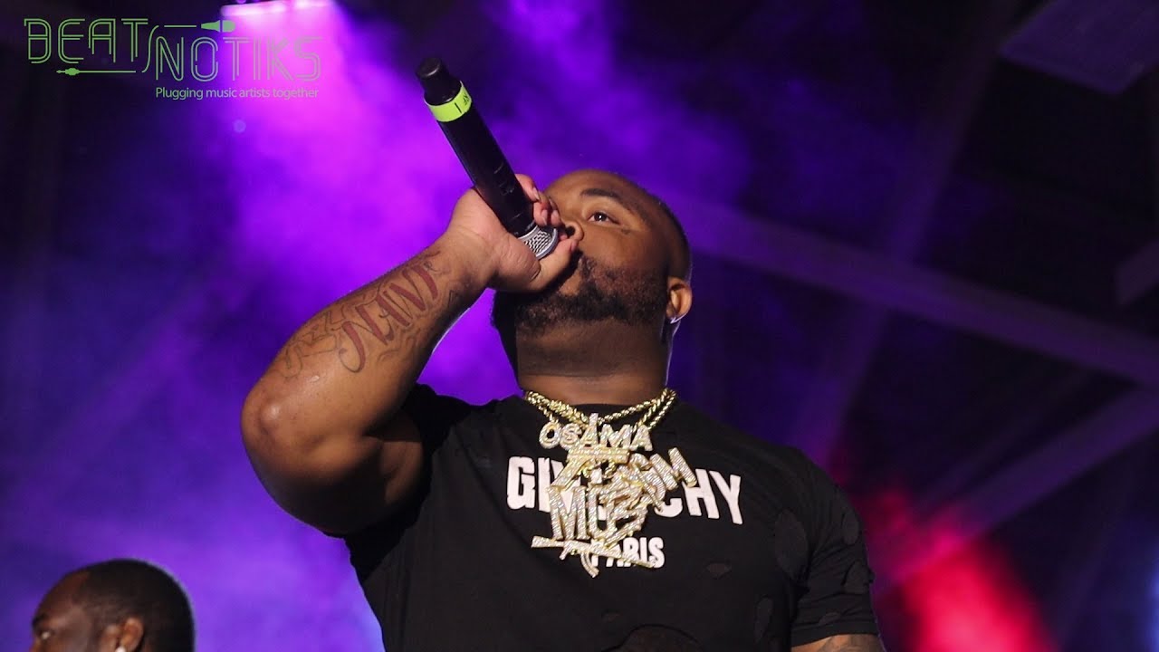 Mo3 performing And I, Errybody, and Hold Ya Tongue in Dallas, TX - YouTube