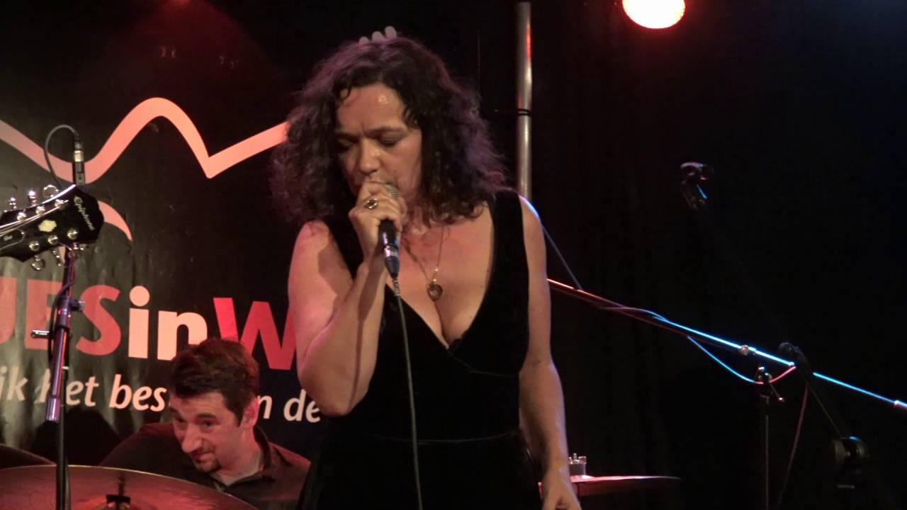 Meena Cryle & The Chris Fillmore Band - I´m On Fire - YouTube