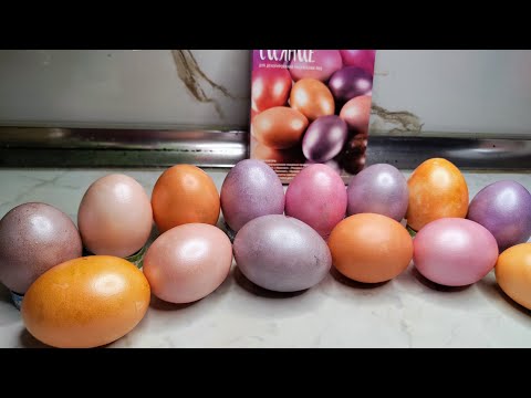 Yumurta boyamaq. Hamı səhf bilir bu videodan sonra boyanız xarab olmayacaq. Parlaq yumurta boyamaq