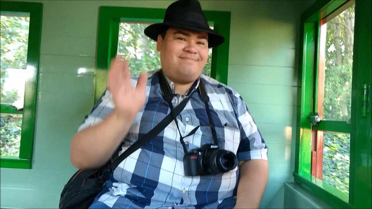 Alex makes things historical!! Final Disneyland 2017 Vlog with Alex the ...