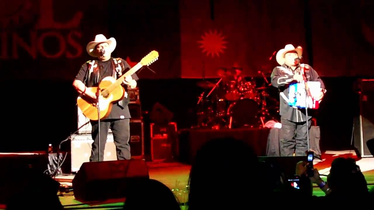 Los Texmaniacs - Tejano Music Showcase 2010 - YouTube