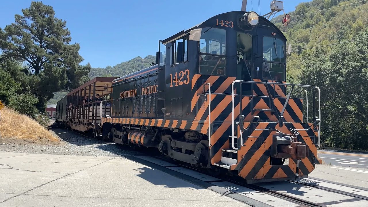 SP #1423 On The Niles Canyon Railway - YouTube