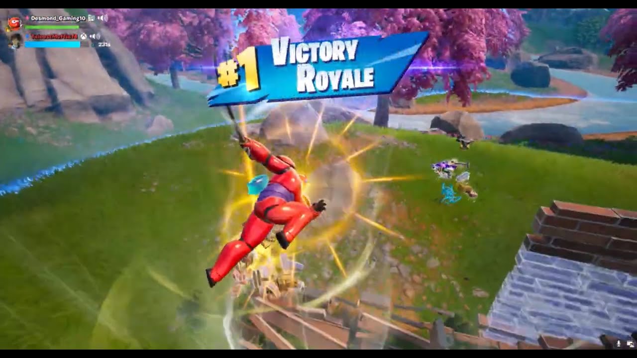 Clutching up with Angela on Fortnite!!!! - YouTube